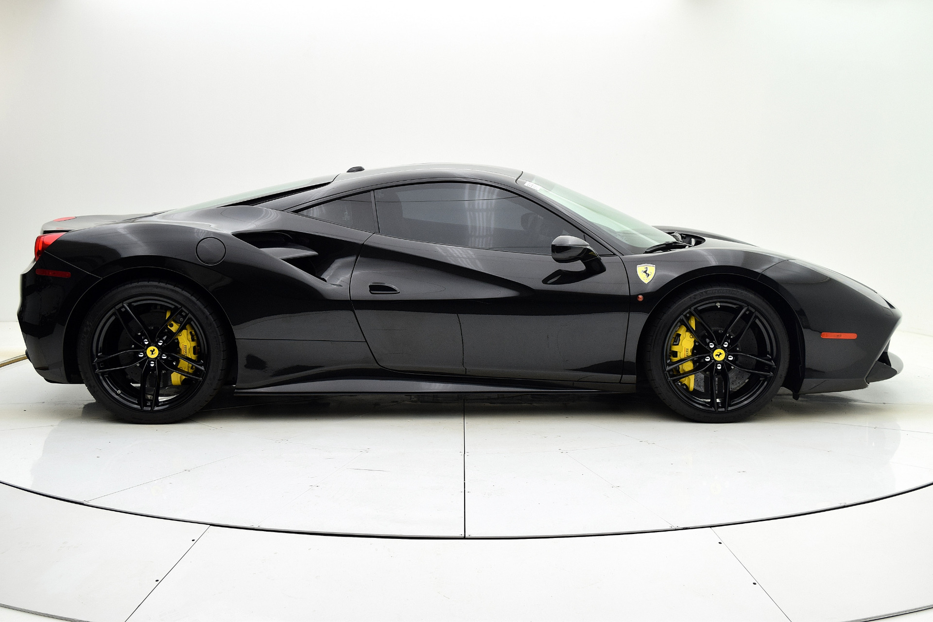 Used 2018 Ferrari 488 GTB For Sale ($229,880) | F.C. Kerbeck ...