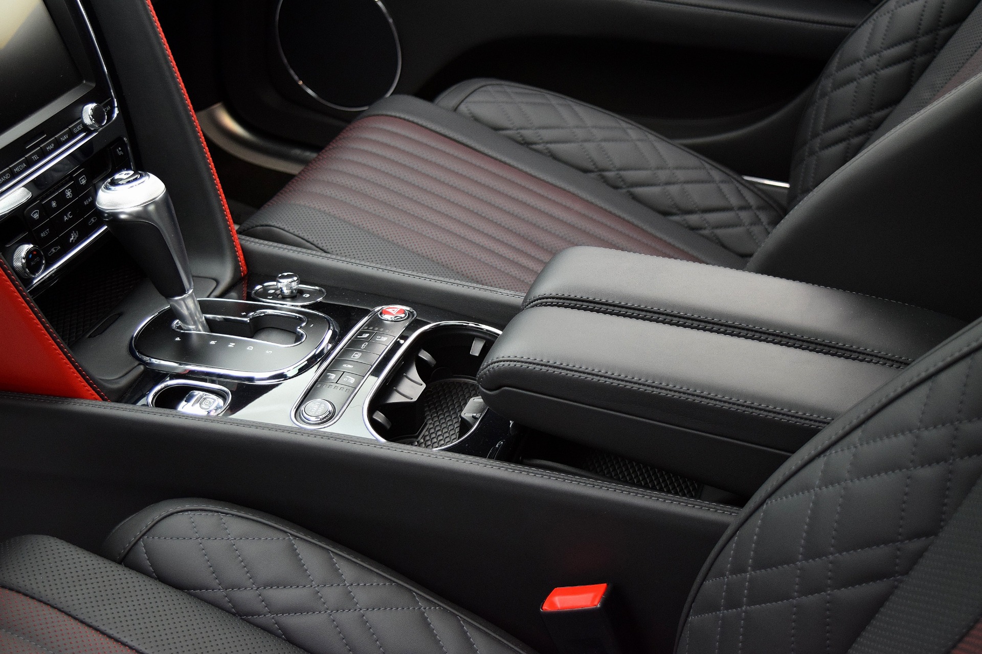 Used 2018 Bentley Flying Spur V8 S Design Series Red Pack For Sale ...