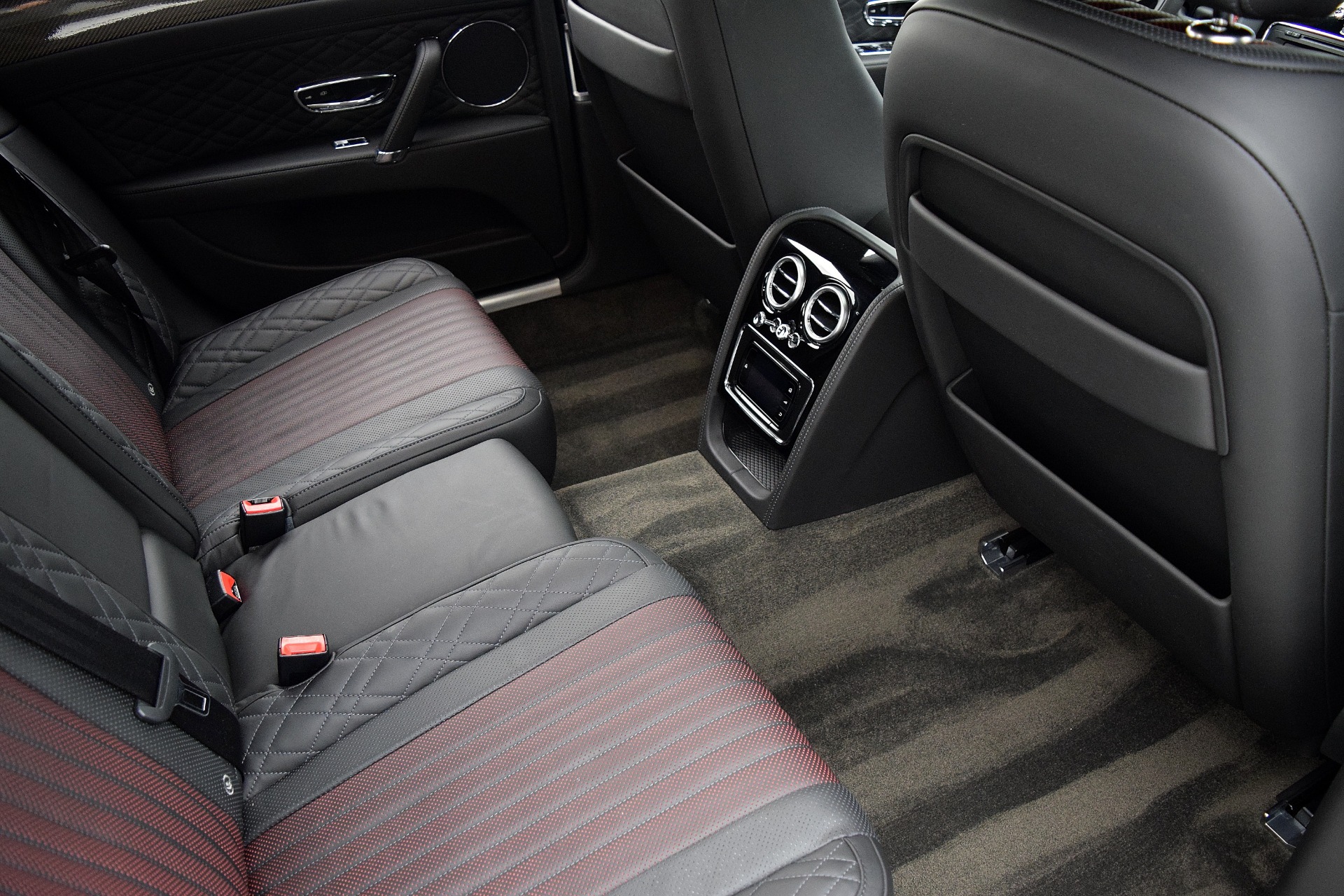 Used 2018 Bentley Flying Spur V8 S Design Series Red Pack For Sale ...