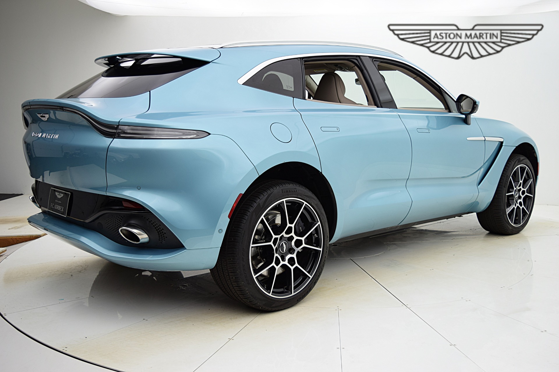Used 2023 Aston Martin DBX For Sale ($179,000) | F.C. Kerbeck ...