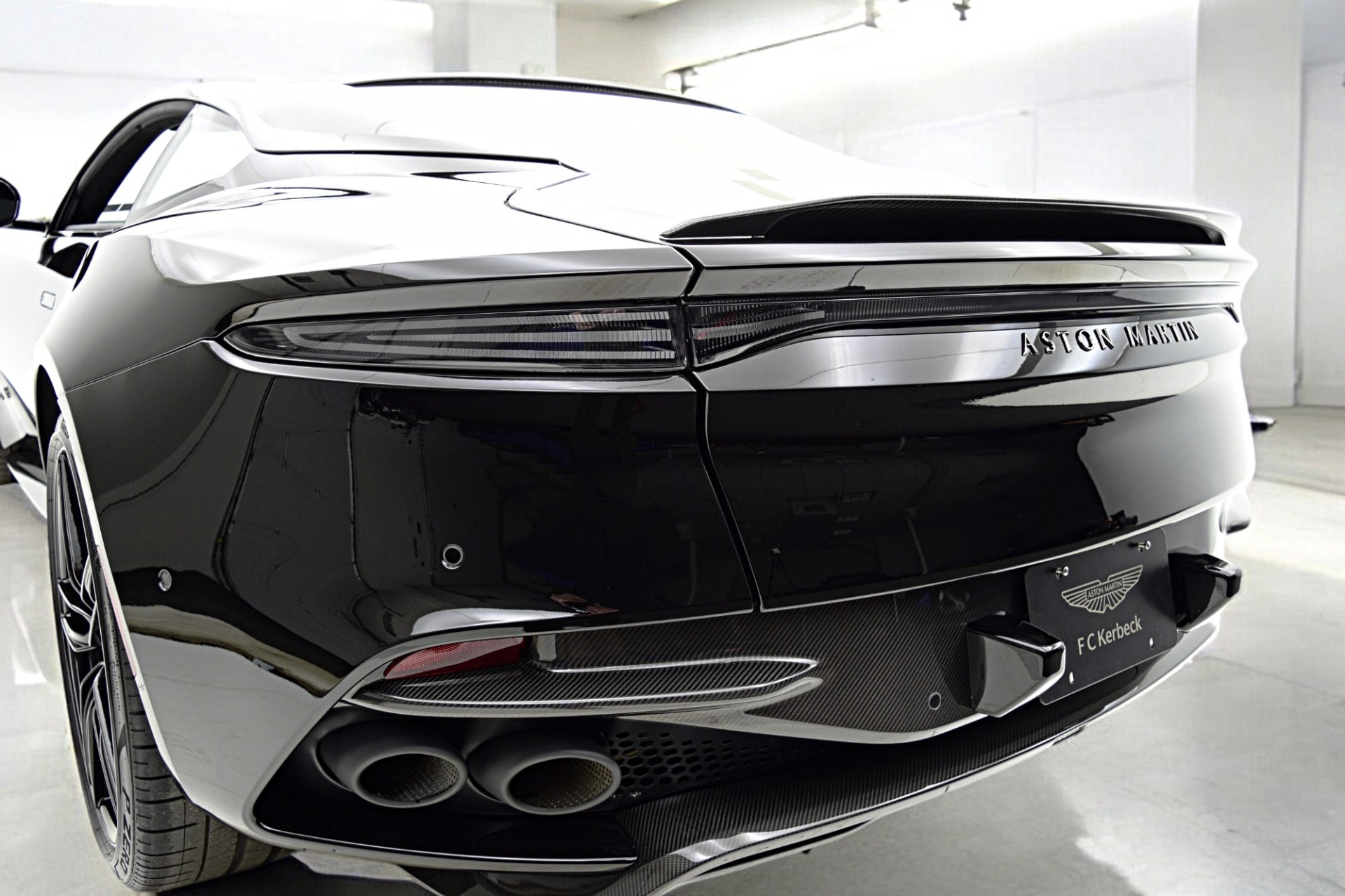 Used 2022 Aston Martin DBS Superleggera For Sale ($249,000) | F.C ...