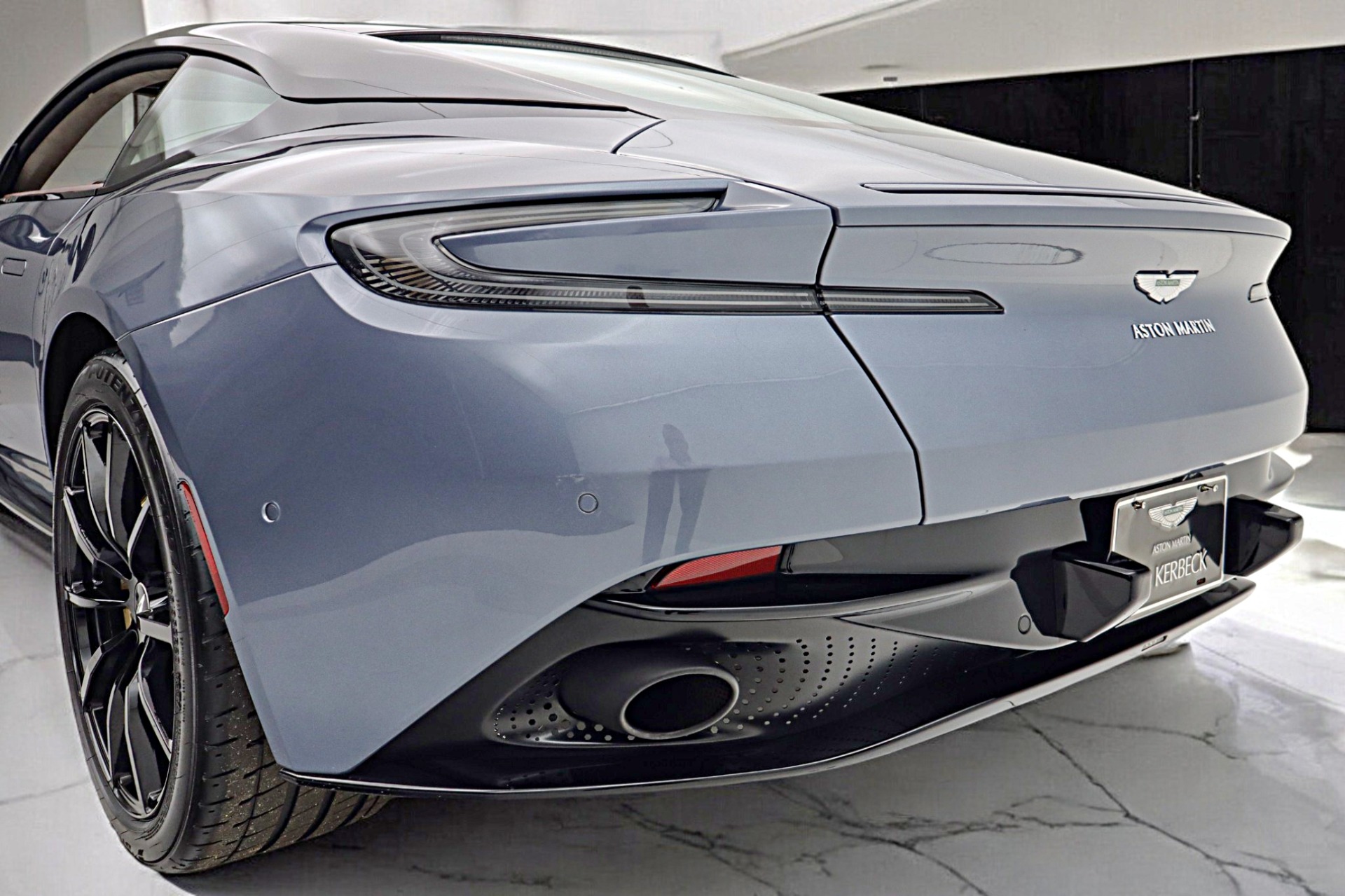 Used 2020 Aston Martin DB11 AMR For Sale ($139,000) | F.C. Kerbeck ...