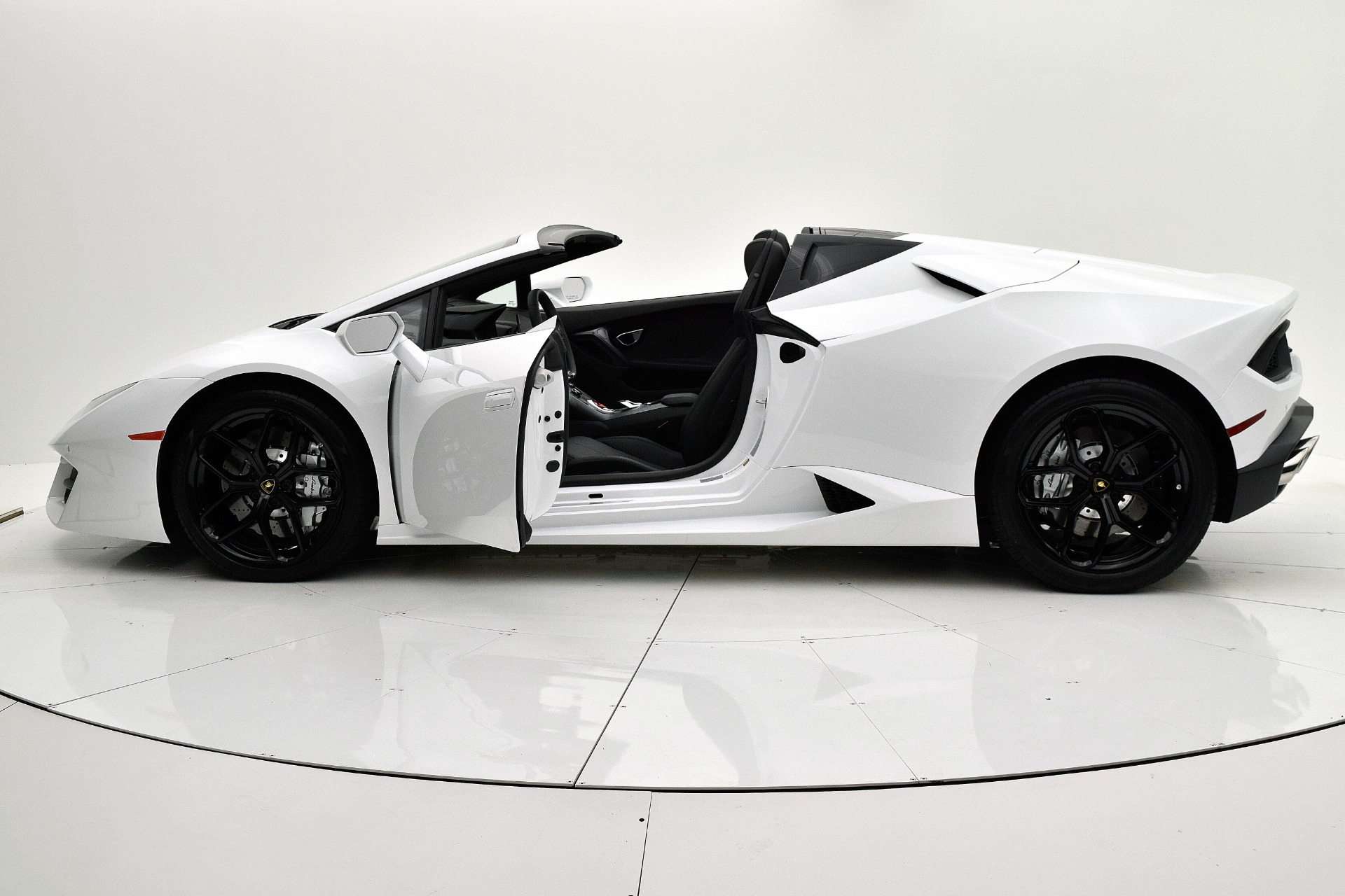 Used 2018 Lamborghini Huracan LP 580-2 Spyder For Sale ($229,880) | F.C ...