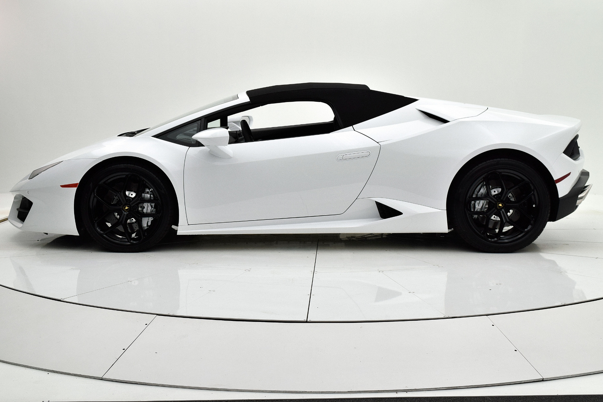 Used 2018 Lamborghini Huracan LP 580-2 Spyder For Sale ($229,880) | F.C ...